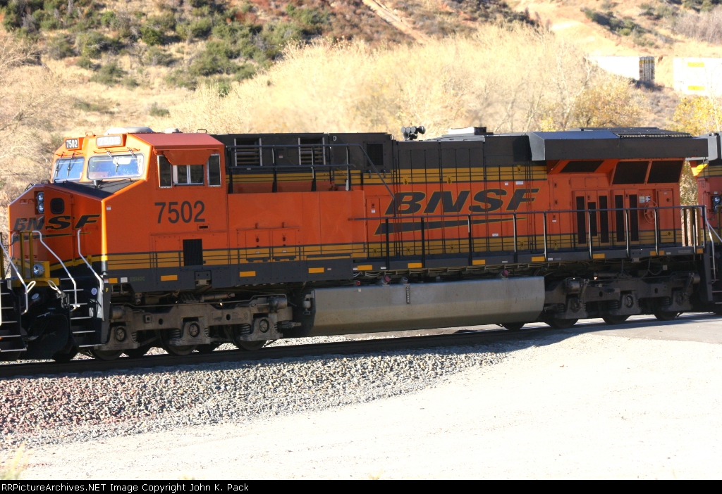 BNSF 7502